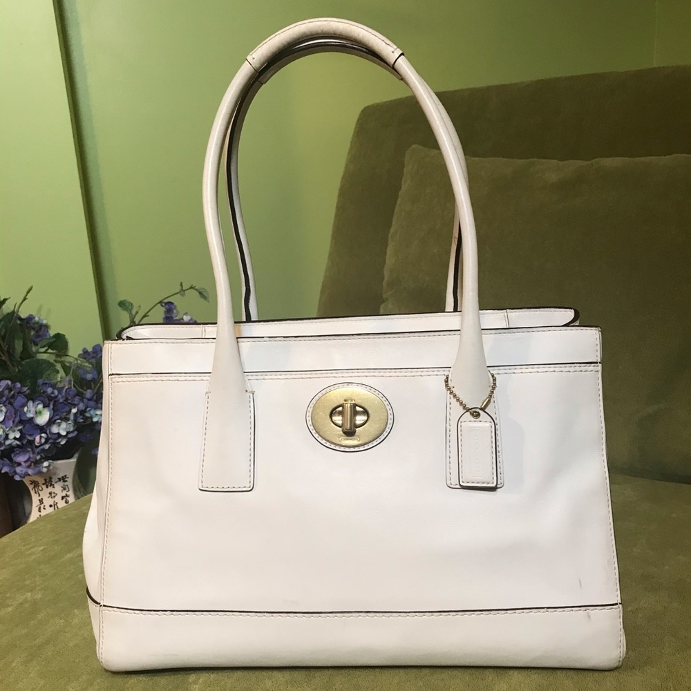 Coach Madeline Hampton Chalk White Leather Bag - Gem